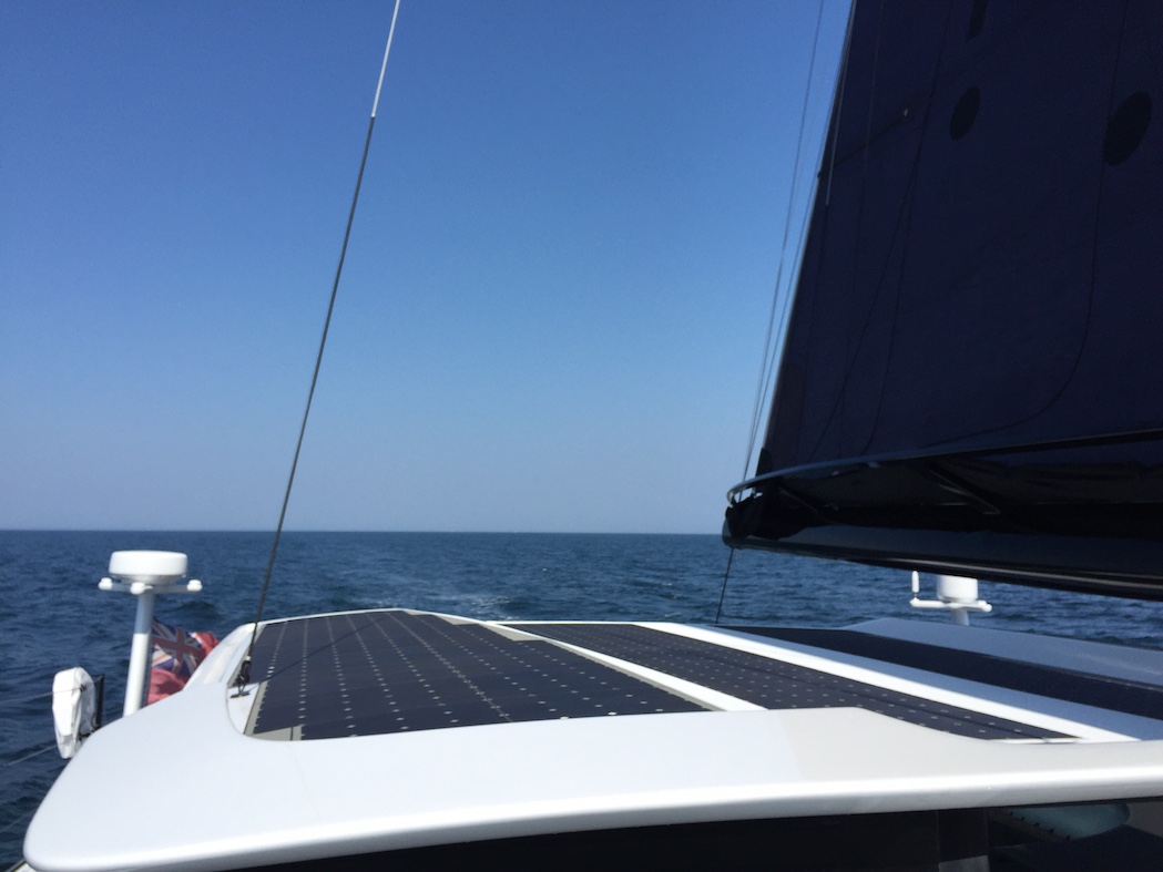 Moonwave - Solar Panels - MOONWAVE - Gunboat 60 Catamaran